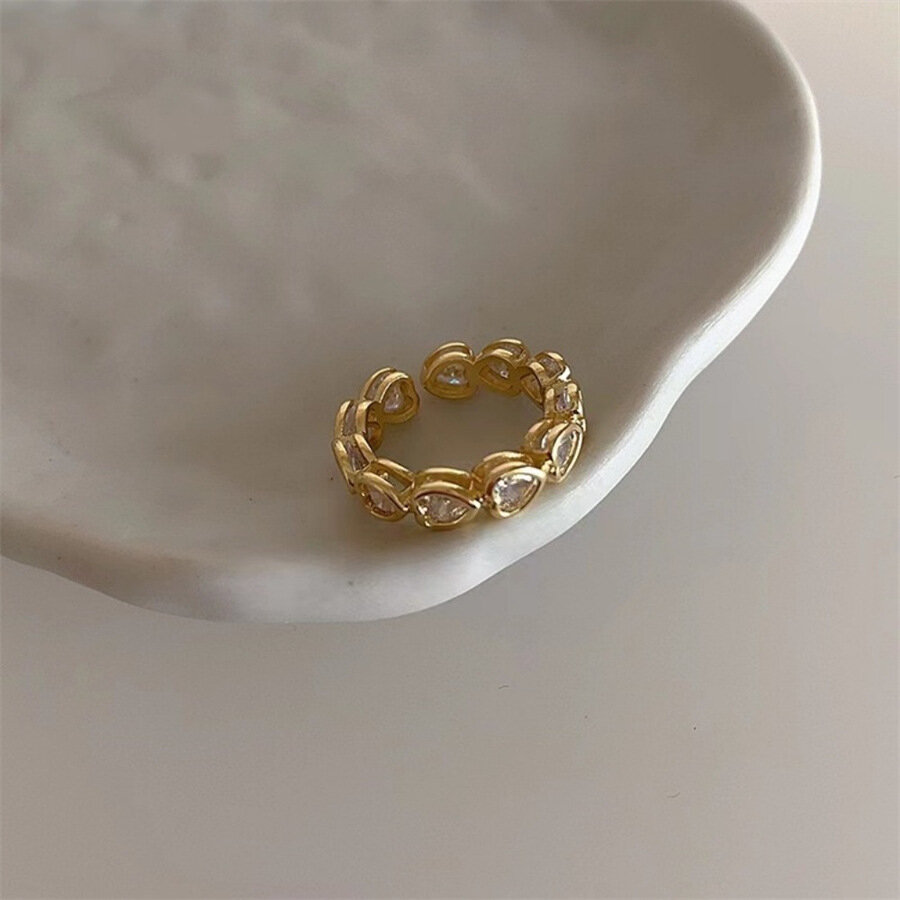 Изысканный и универсальный указательный палец