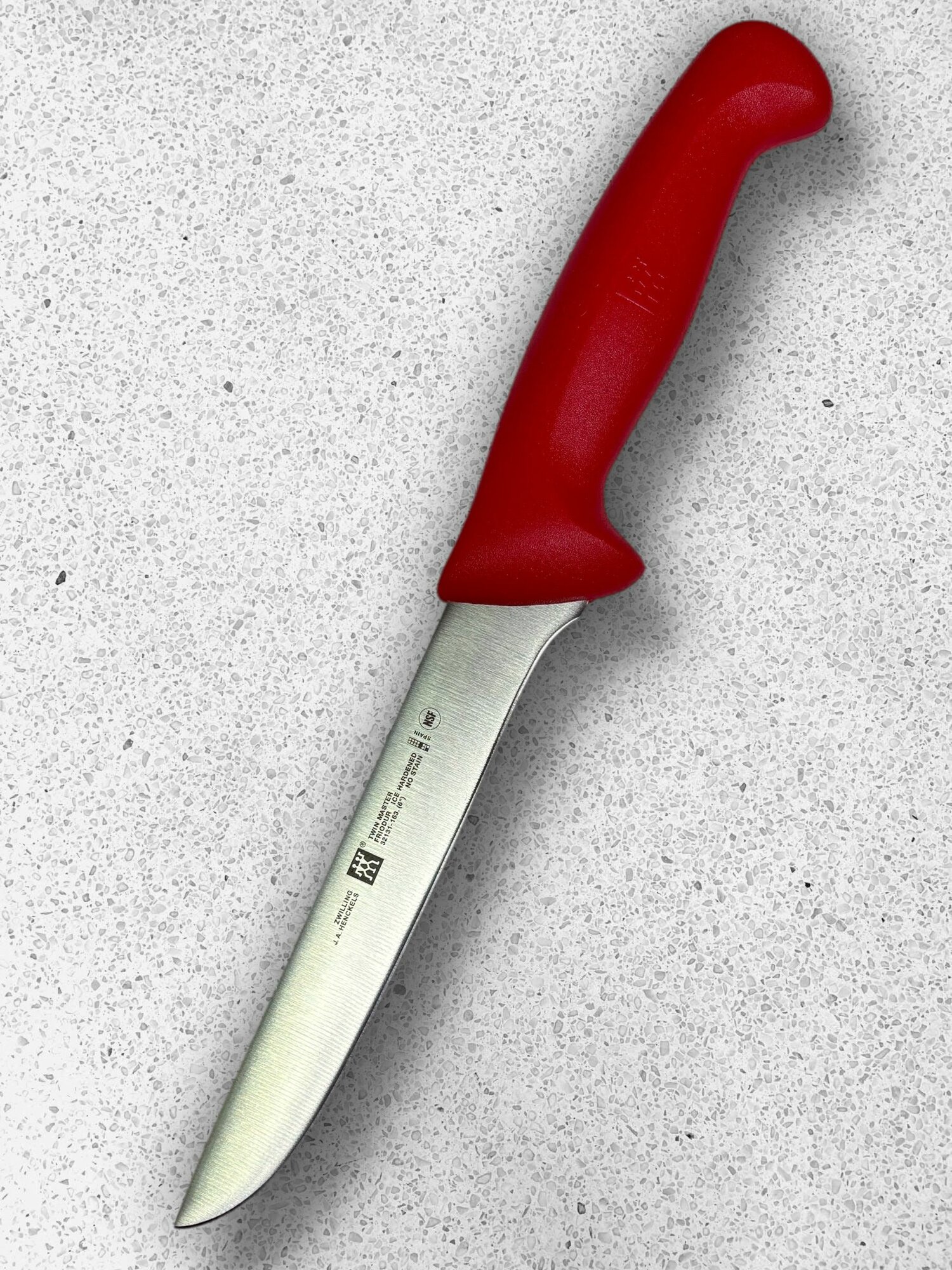 Обвалочный нож Zwilling J.A. Henckels Twin Master Red 6 in. Wide Boning Knife, 32131-163