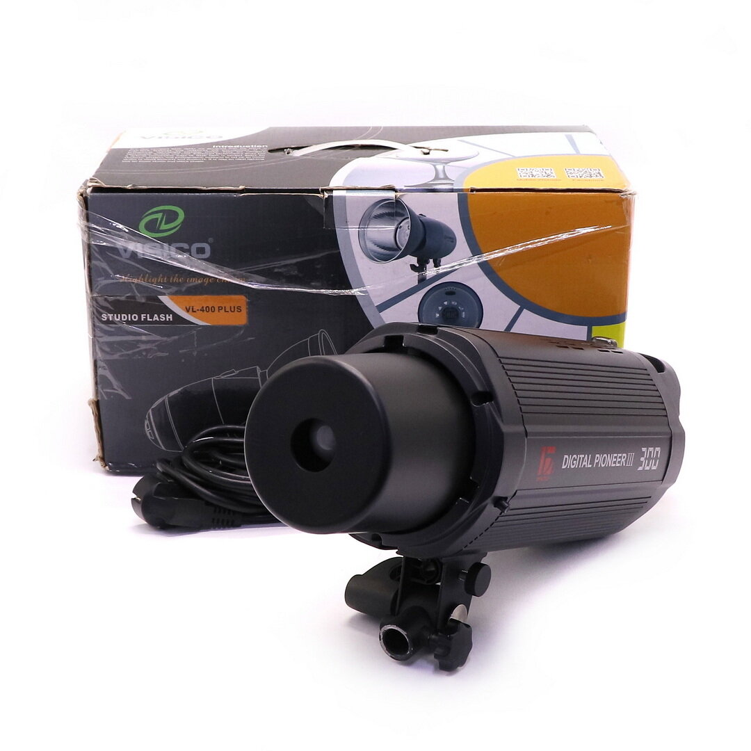 Студийный моноблок Jinbei Digital Pioneer III 300 в упаковке