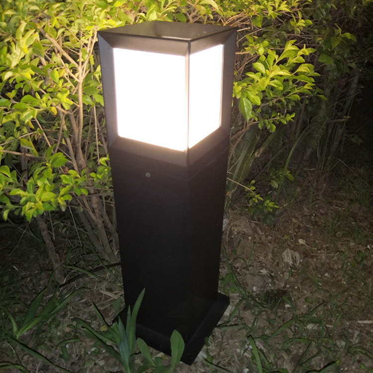 Светильник для лужайки LED с ПК-покрытием, алюминиевый каркас, водонепроницаемый, 15x15x80 см, песочный цвет, теплый