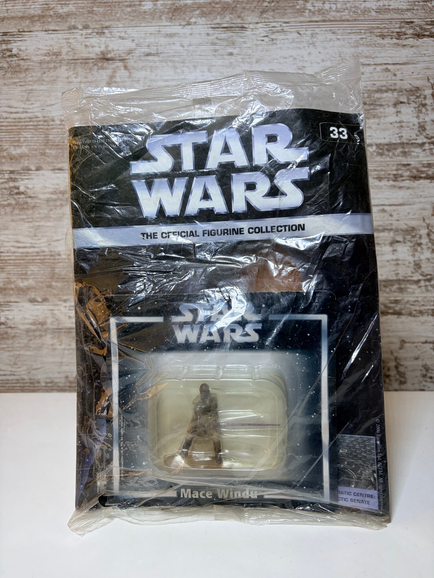 Коллекционная фигурка Star Wars The Official Figurine Collection №33 Mace Windu (Мейс Винду) с журналом, DeAgostini