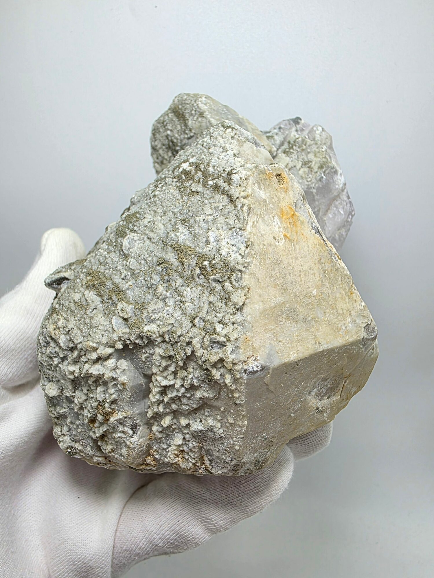 Аметистовый кварц кристалл 124 мм, 993 г.