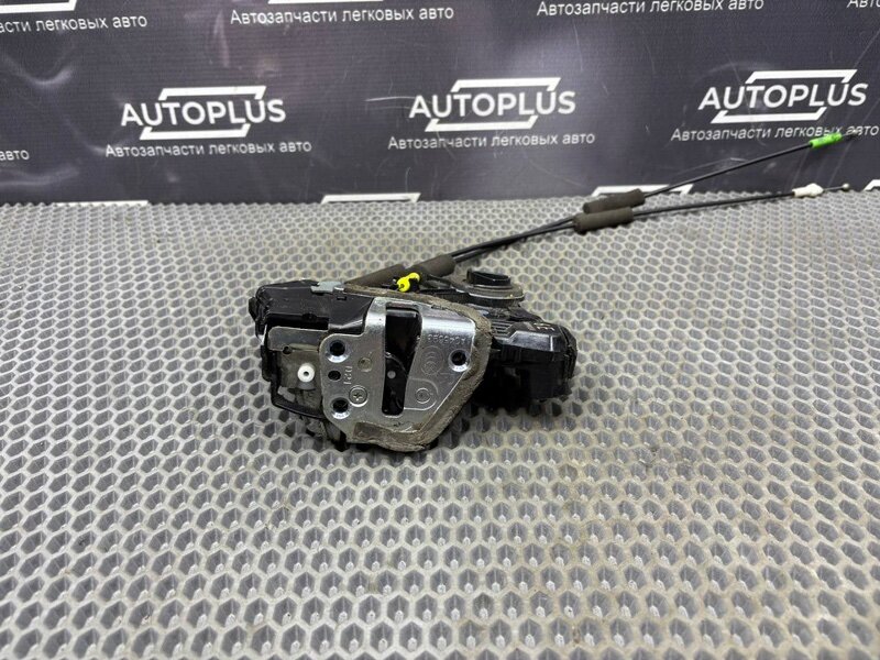 Замок боковой двери Правый Передний Toyota Camry (2.4 2AZ-FE) Б/У с пробегом Арт. 18487