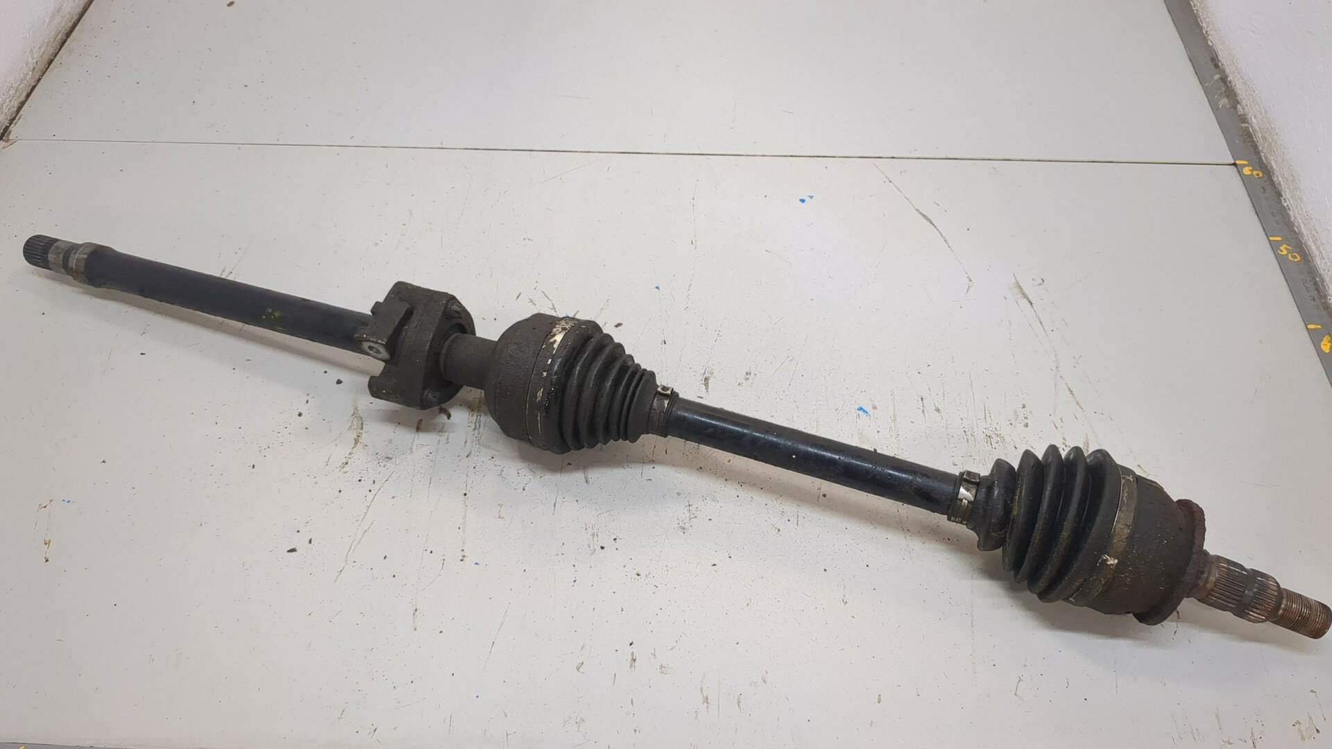 Полуось (вал, шрус) правая передняя Saab 9-3 Б/У