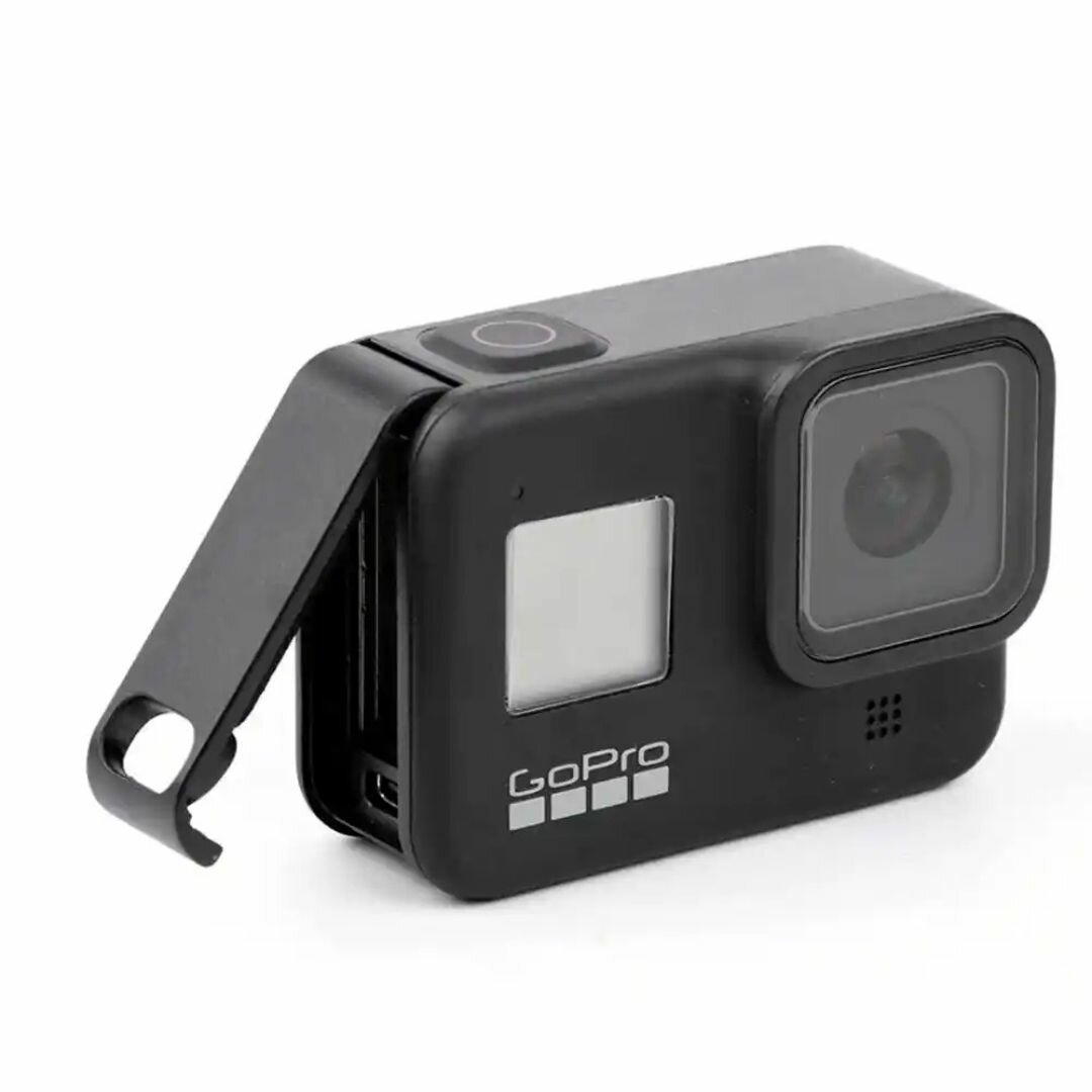 Боковая крышка для GoPro 8 с отверстием для питания