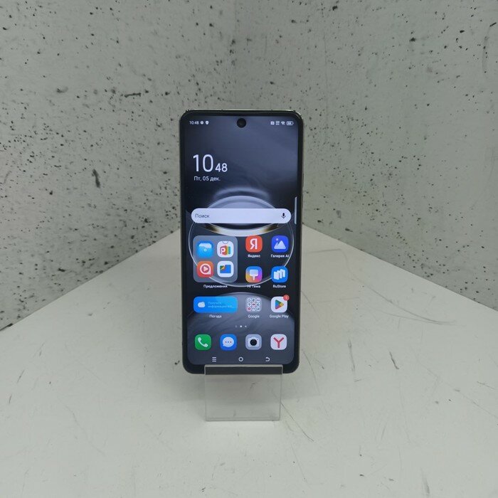 Смартфон Tecno SPARK 30 8/256 Зеленый