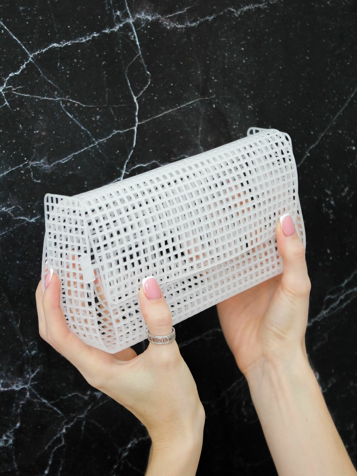 Пластиковая канва для вышивки и заготовка основы для сумки, клатч кроссбоди багет канва для сумок и декора, легко подрезается и держит форму