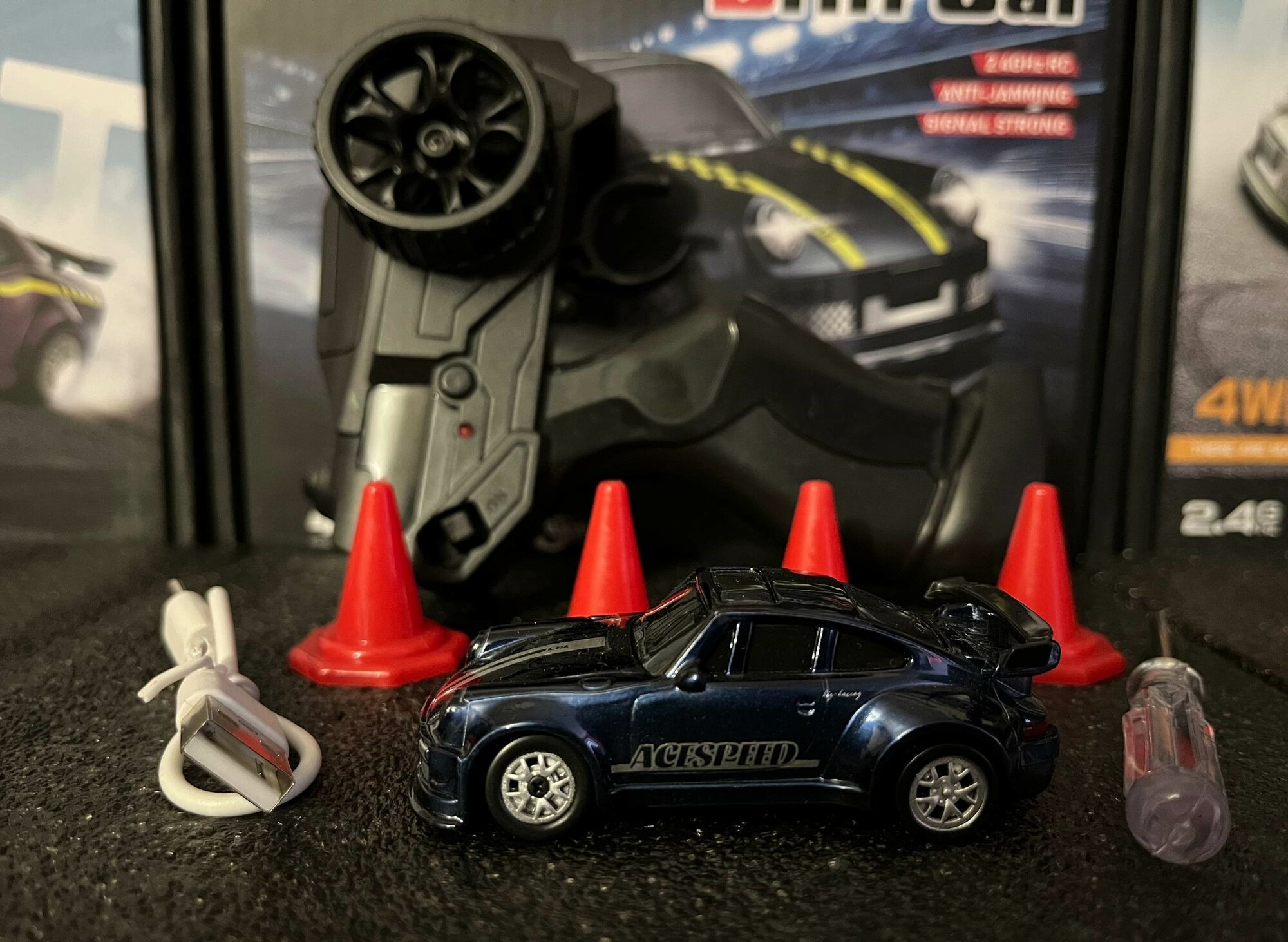 Радиоуправляемая машинка, мини-дрифт кар, дрифтмашинка 1:64, 4WD, свет - синий Porsche