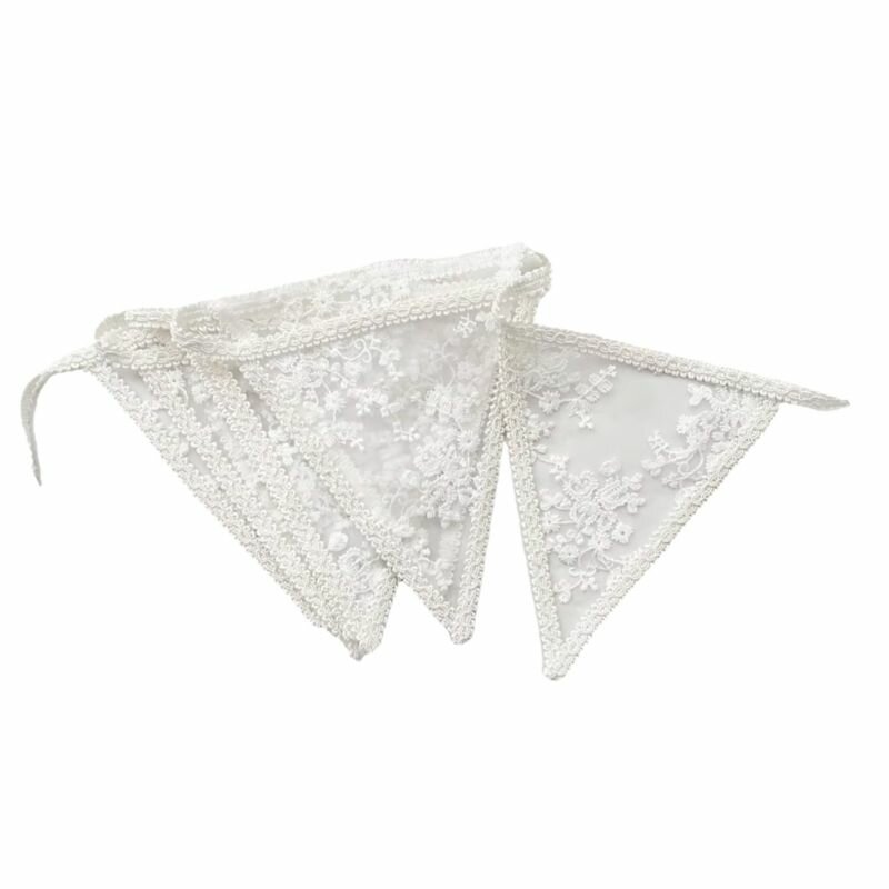 Свадебное украшение-вымпел-баннер с вышивкой белого цвета