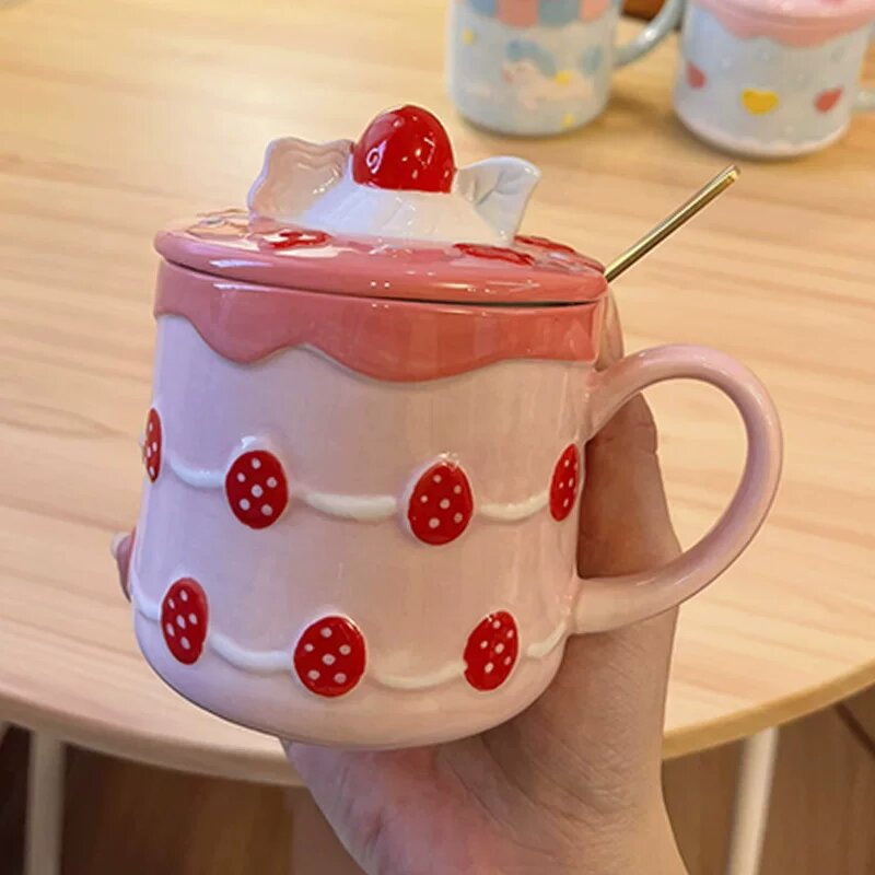 Керамическая чашка с рисунком клубники, крышкой и ложкой - дизайнерский стакан для завтрака и офиса, 350 мл