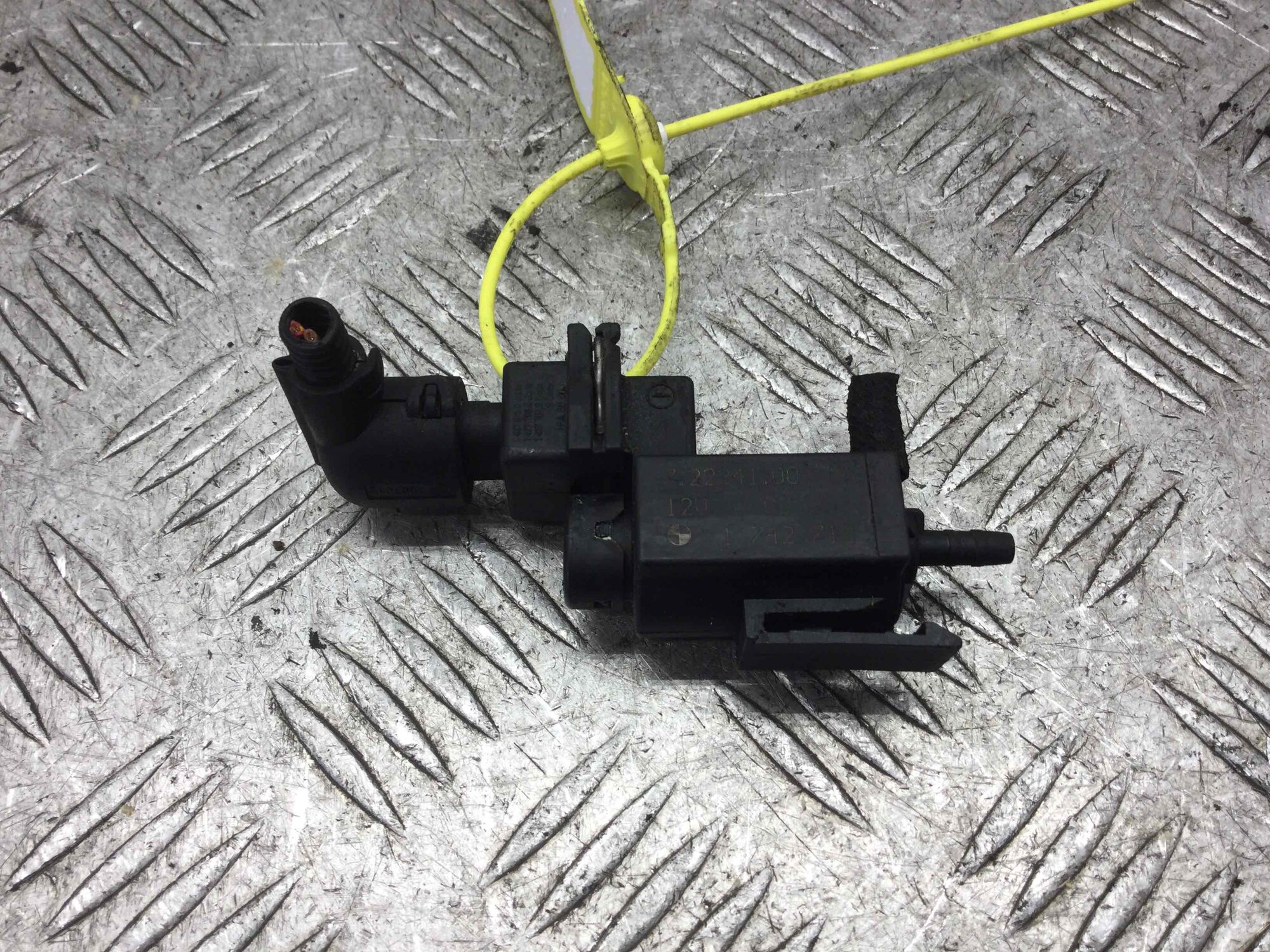 Б/У Клапан электромагнитный BMW 3-Series 3-Series E46 1998 - 2006 2002 г.