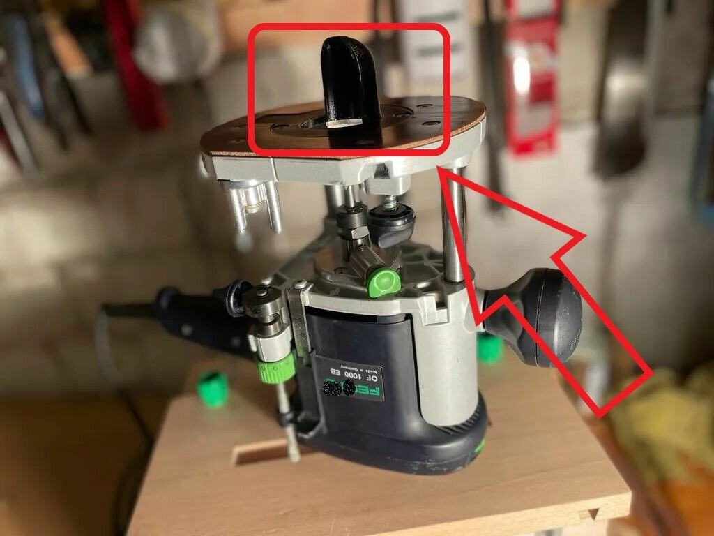 Направленное пылеотведение на фрезер Festool OF 1000