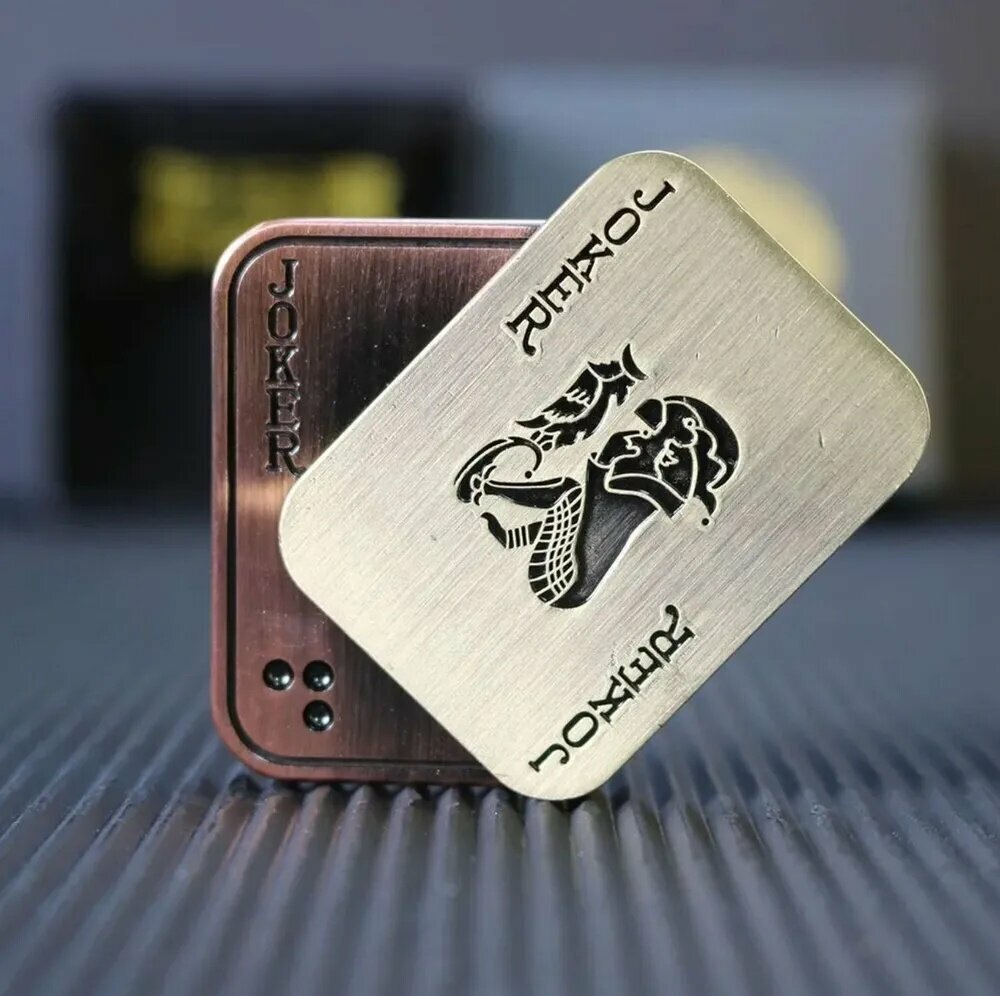 Антистрессовая игрушка для взрослых. EDC металлический магнитный Покерный Фиджет Слайдер JOKER, подарок для бойфренда, мужа и отца (Джокер) (+ 1 спинер в подарок)