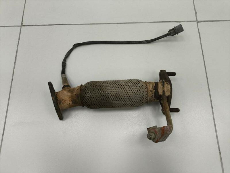 Приемная труба глушителя Hyundai i30 GD 2012 кат.номер: 286103X150 392102B320