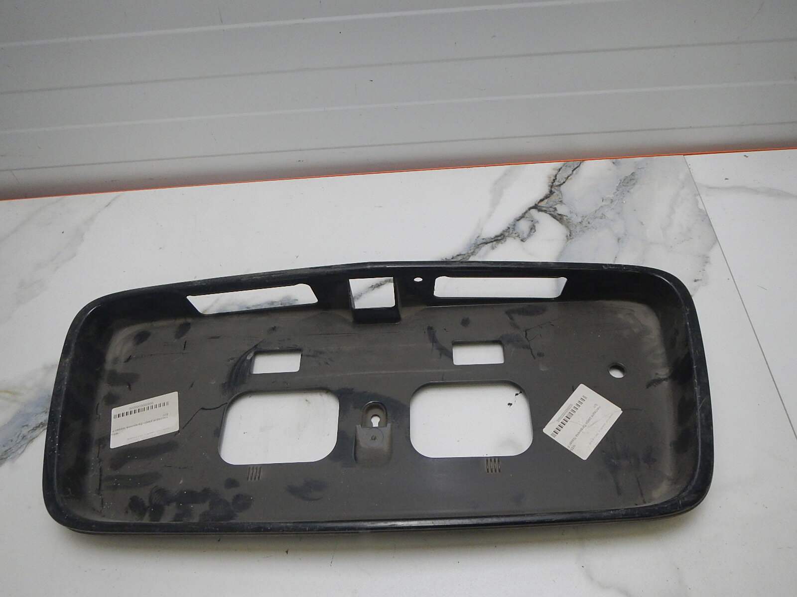 Б/У Накладка крышки багажника, Nissan (Ниссан)-PRIMERA P12E (02-) NISSAN PRIMERA P12E (02-) правый руль Царапины, сломано...