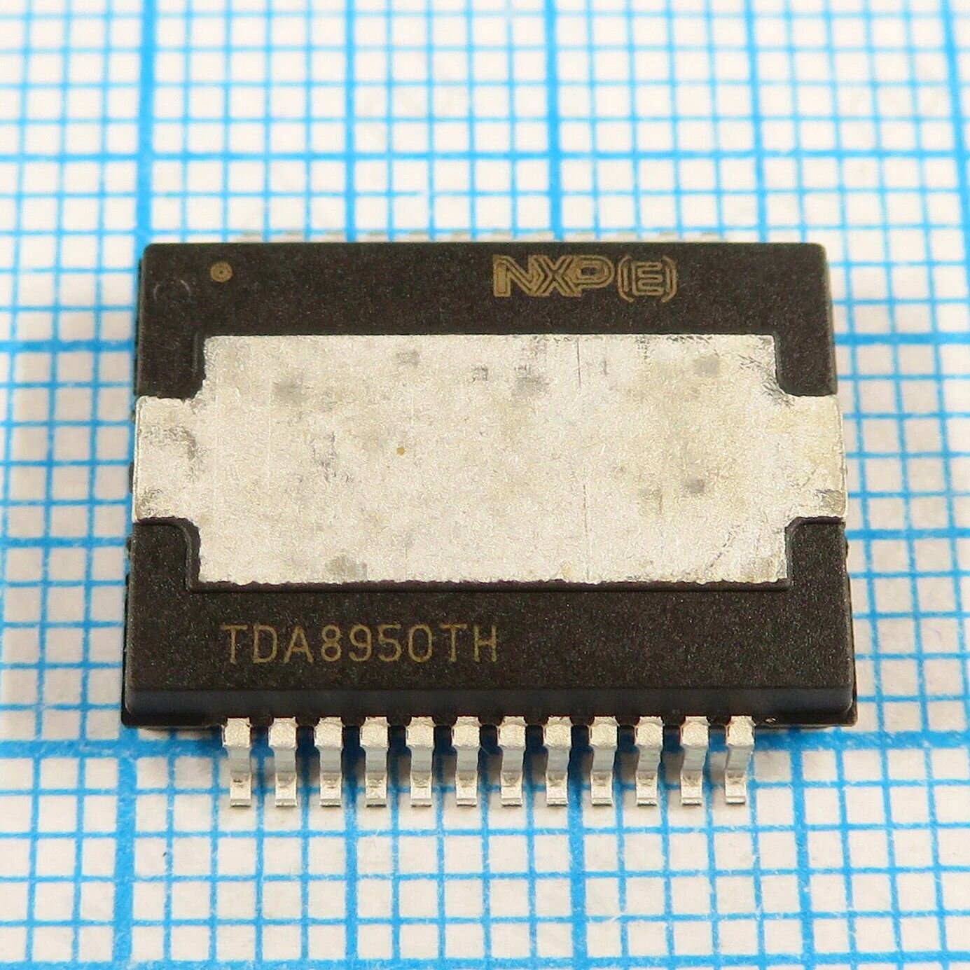 TDA8950TH - Усилитель класса D