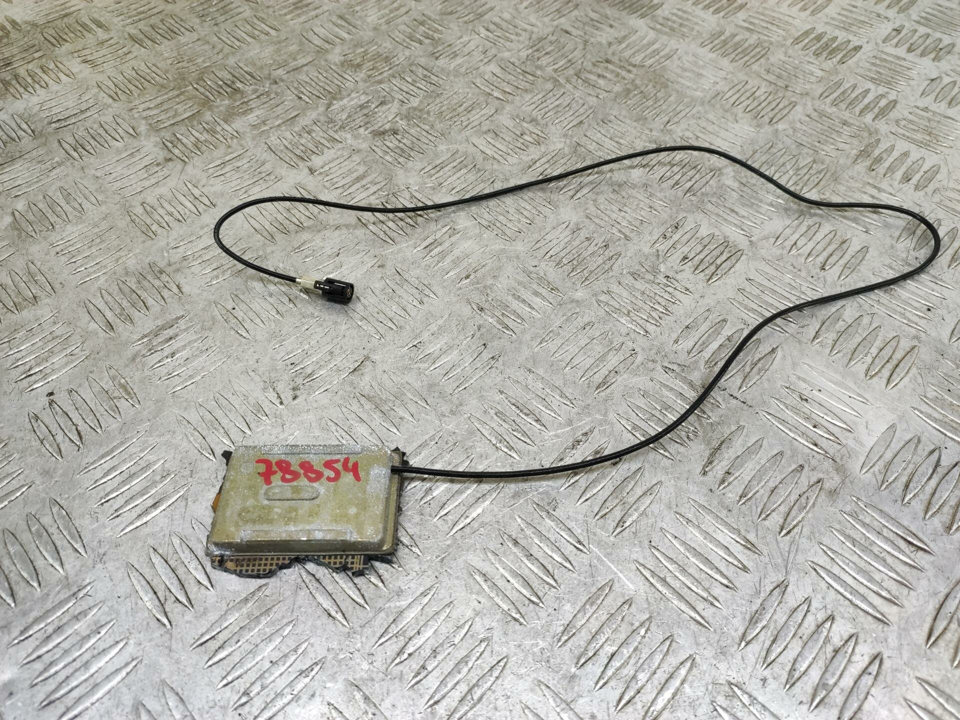 Антенна Mercedes-Benz C W203 рест. 2006