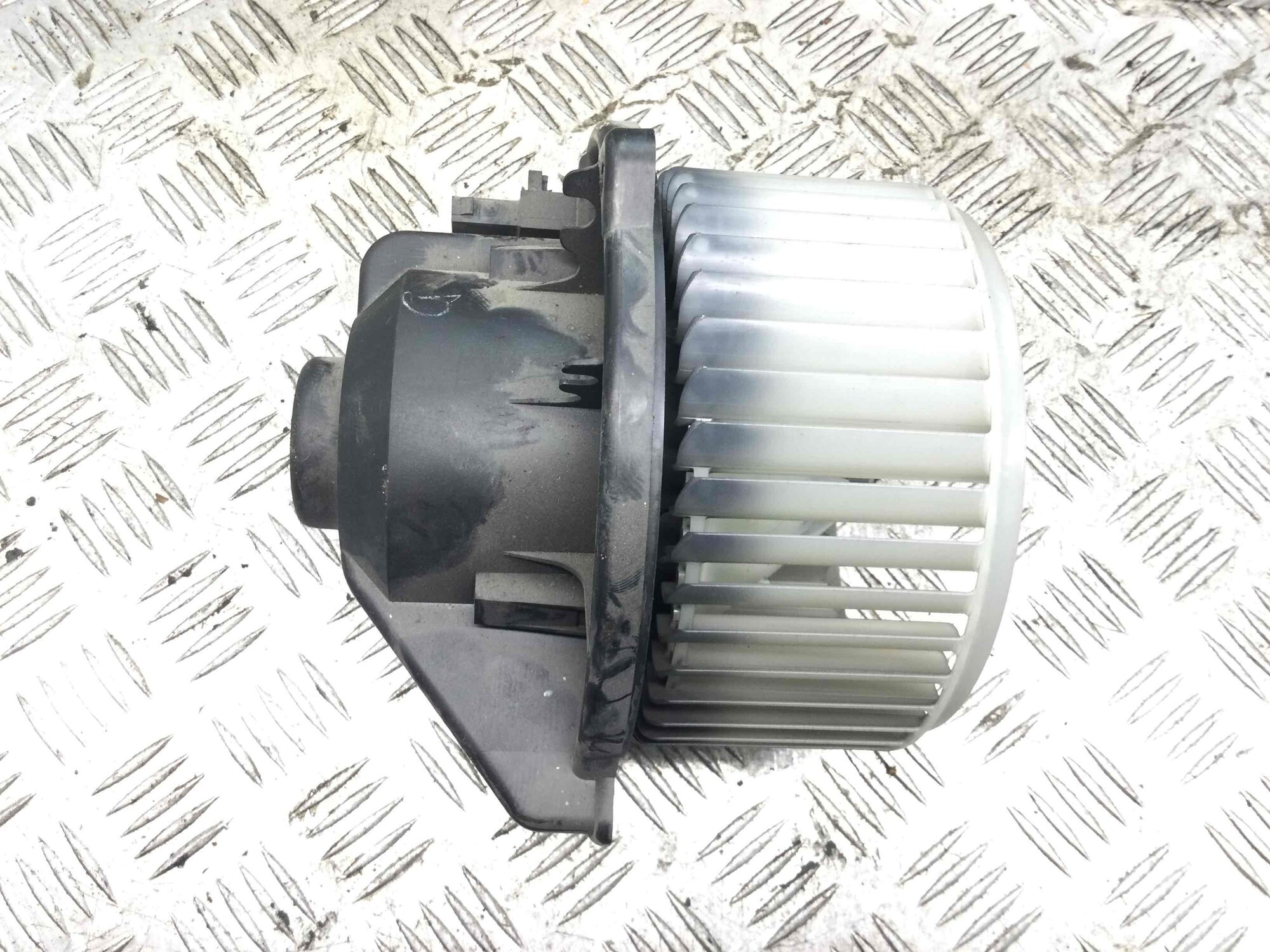 Б/У Моторчик печки BMW Z4 E85 (2002-2005) 2007 г.