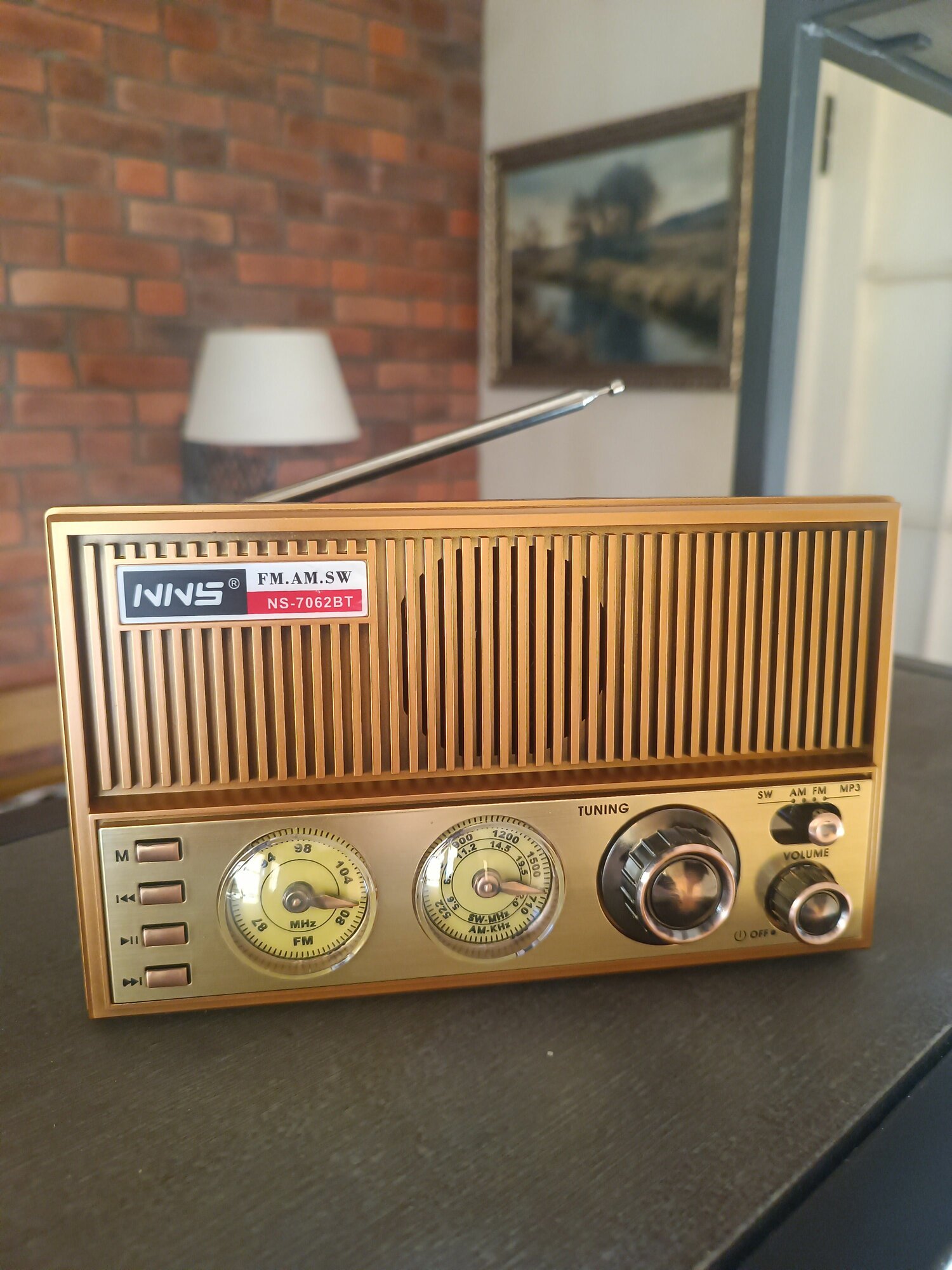 Радиоприемник в ретро стиле NS-7062BT FM, MP3, Bluetooth