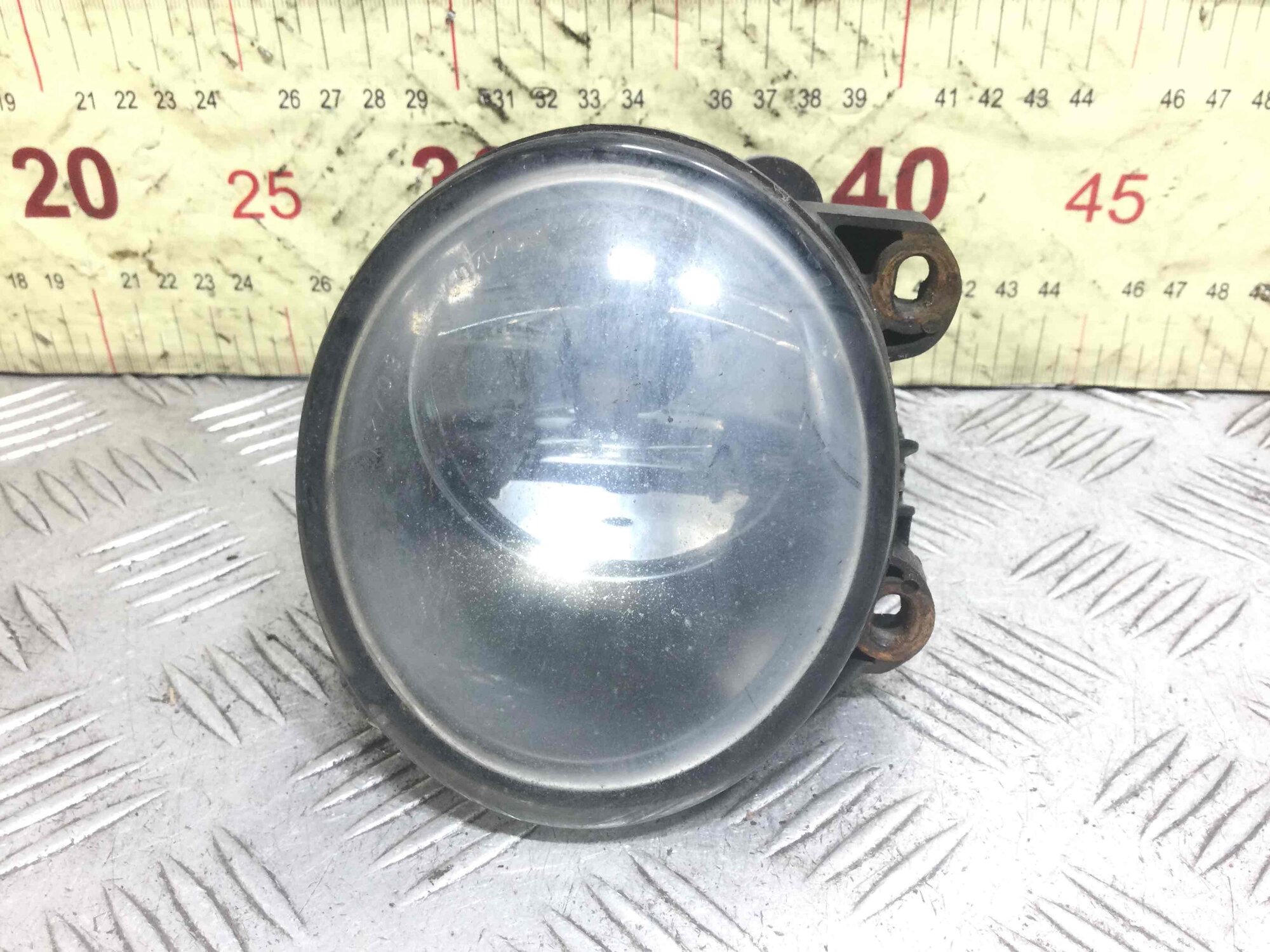 Б/У Фара противотуманная левая BMW 5-Series 5-Series F10 2009 - 2016 2010 г.