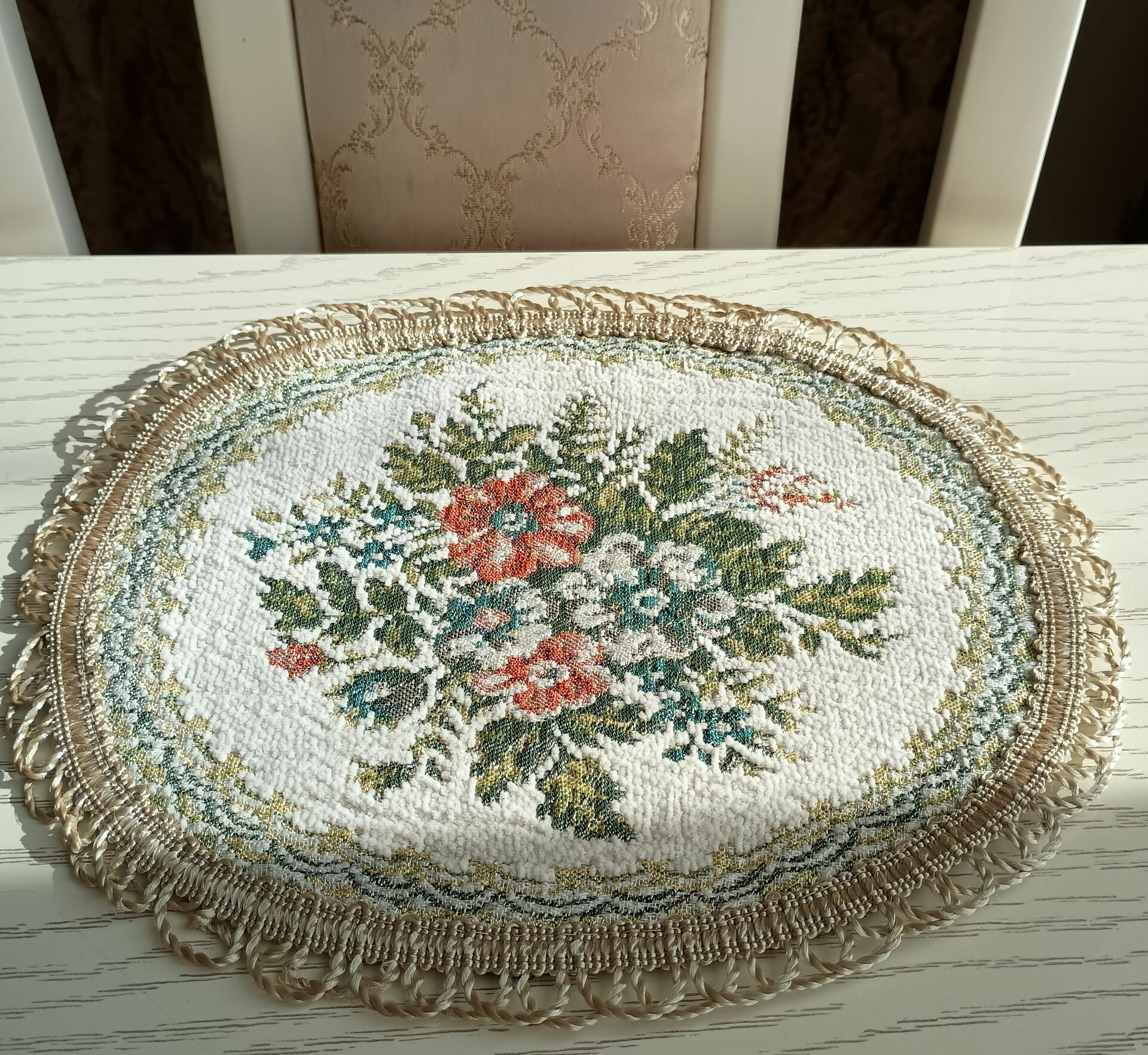 Салфетка гобелен "Букет", с шениллом и шелком 25х27