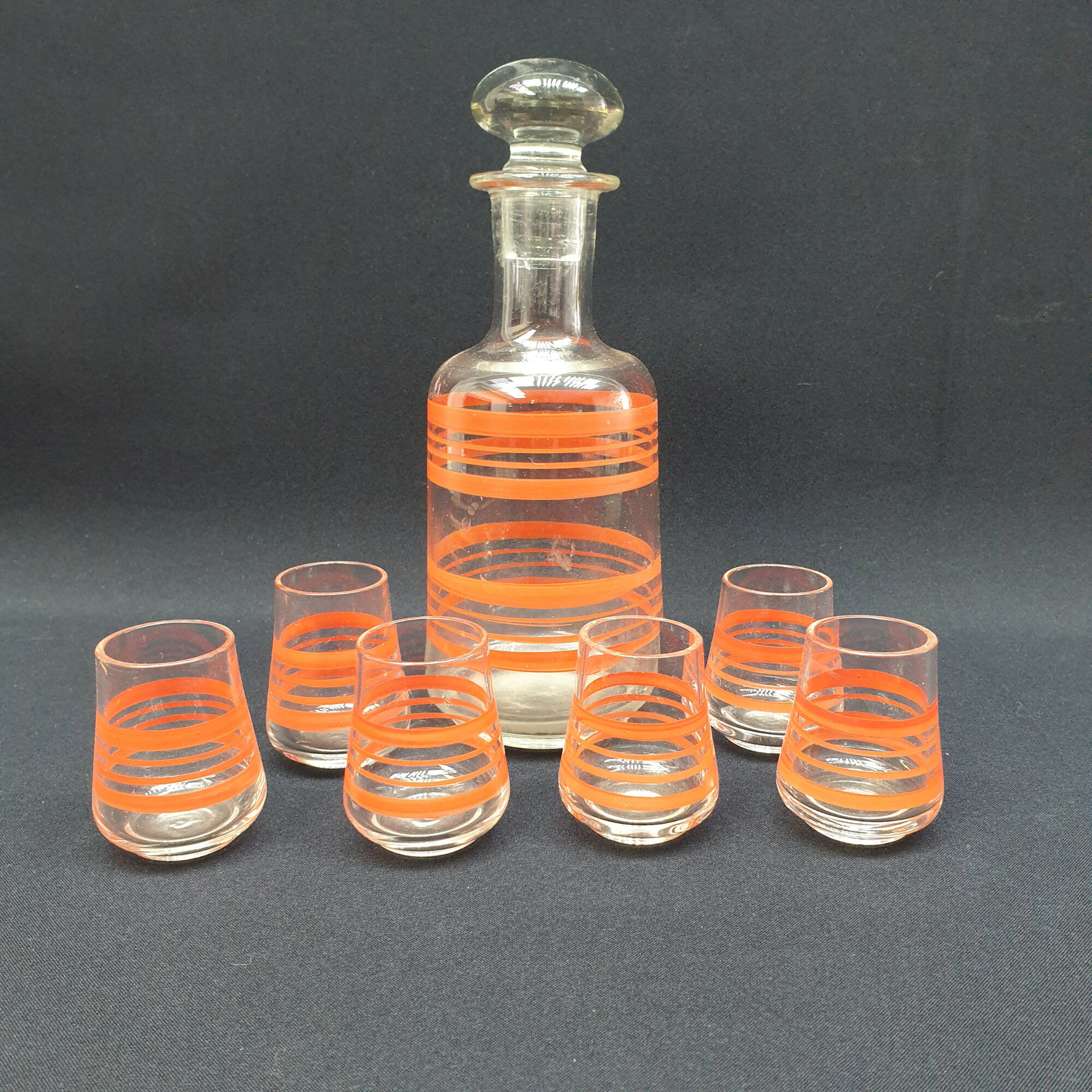 Винтажный набор из графина штофа и 6 рюмок , стекло, 0.7 л, скол на пробке , СССР