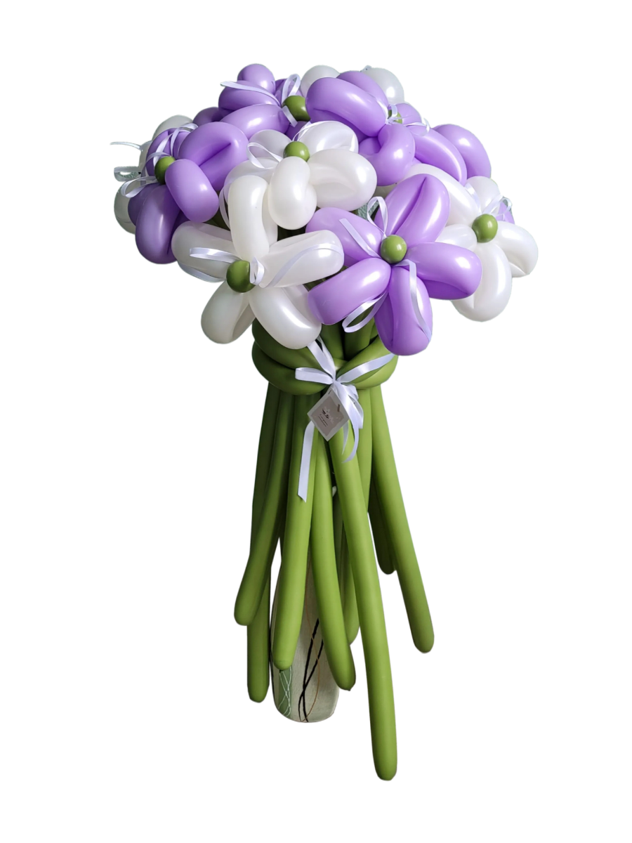 Букет ромашек "Сиреневое настроение" из воздушных шаров.