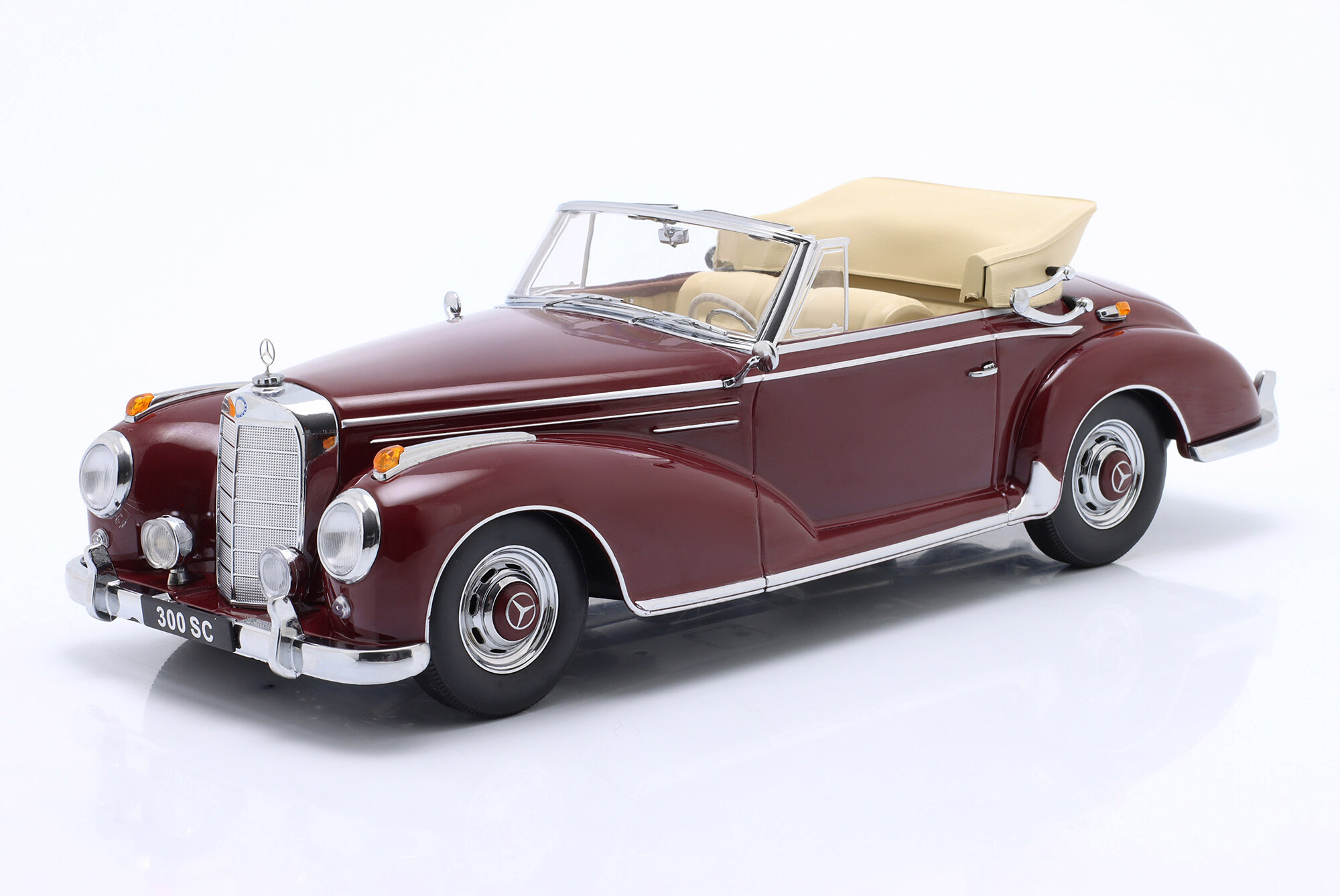 Модель коллекционная KK-SCALE Mercedes 300 sc W188 convertible 1957 dark red