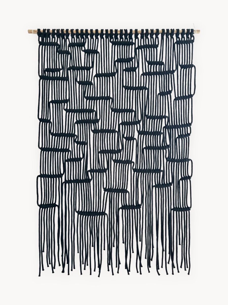 Большое чёрное плетеное панно на стену. Современный настенный макраме декор. SPLETENIE