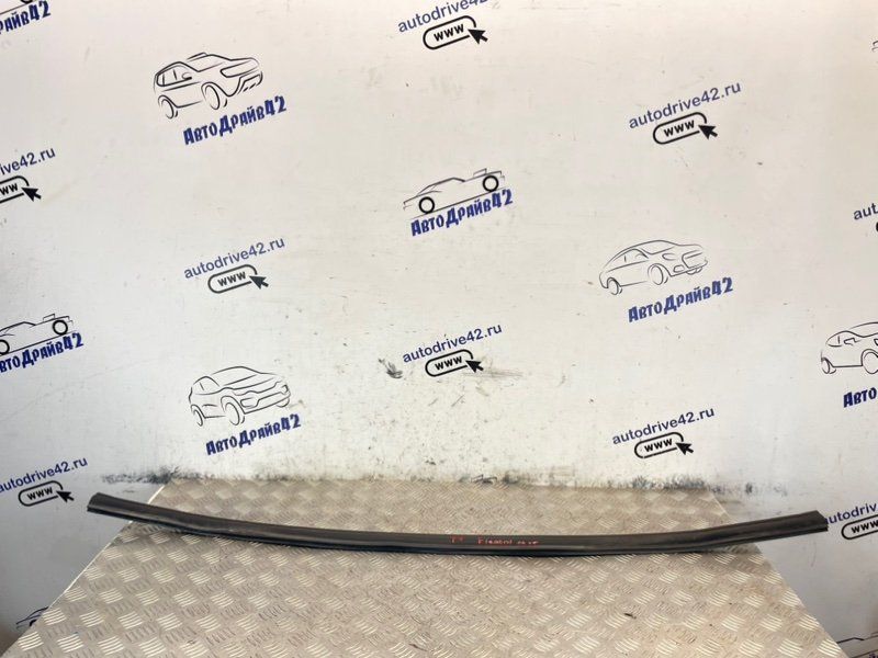 Уплотнитель капота Haval F7 2019 8402111XKQ00A (с пробегом)