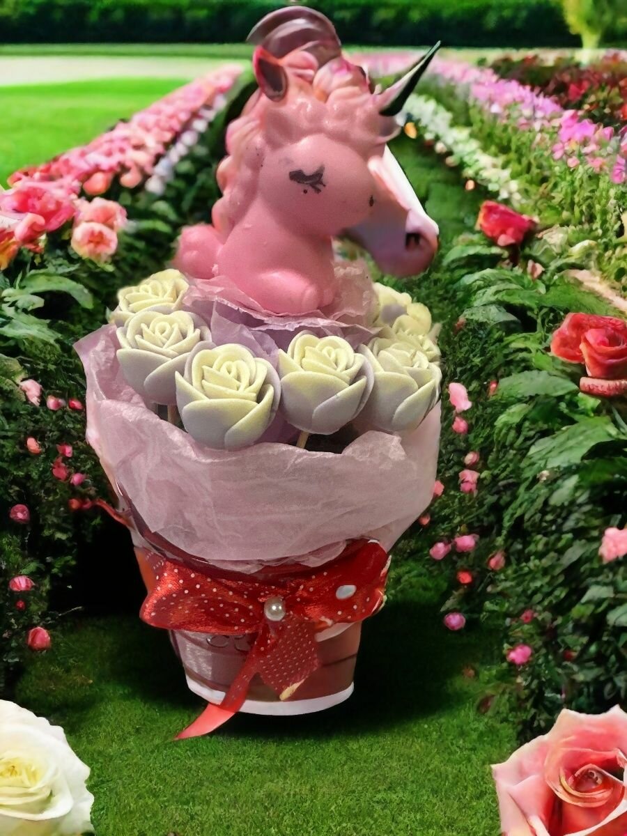 Шоколад "Шоколадный единорог", бельгийский, фигурный, с розами