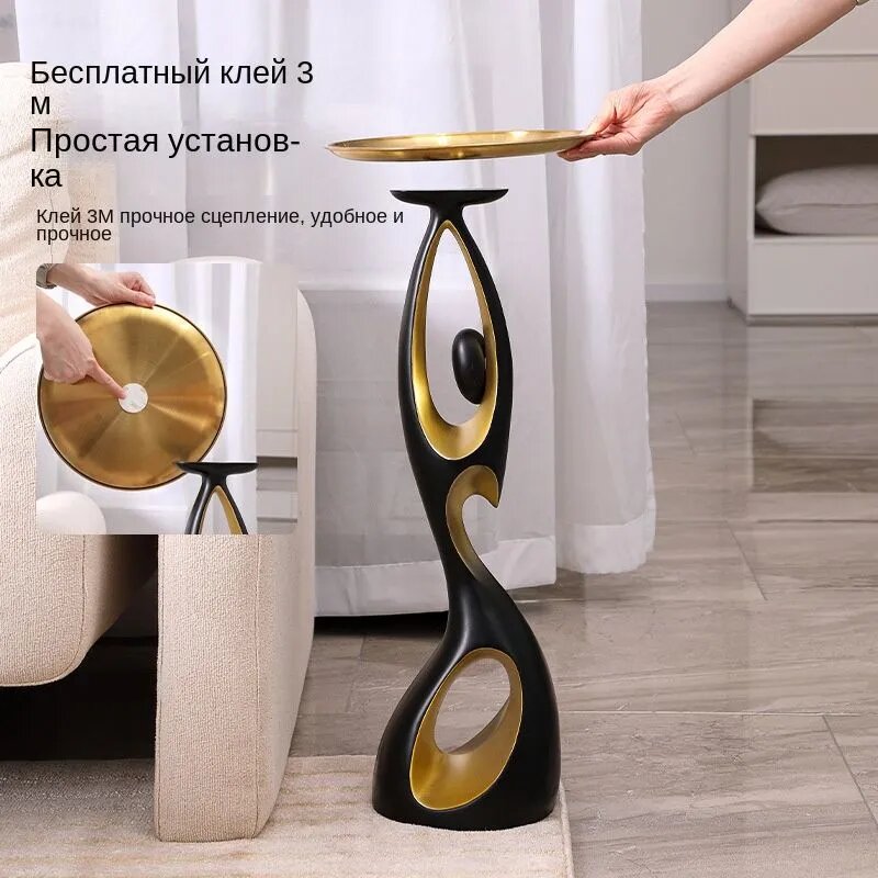 Напольное интерьерное украшение Dancing Life из смолы 30x30x70 см золотисто-белого цвета — фото 1