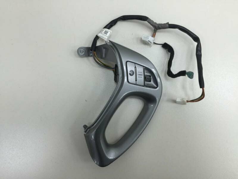 Кнопка многофункциональная Hyundai ix35 LM 2010-2015 кат.номер: 967002S700SAS