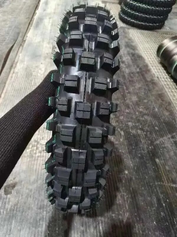 Покрышка Мотошины 120/90 R18