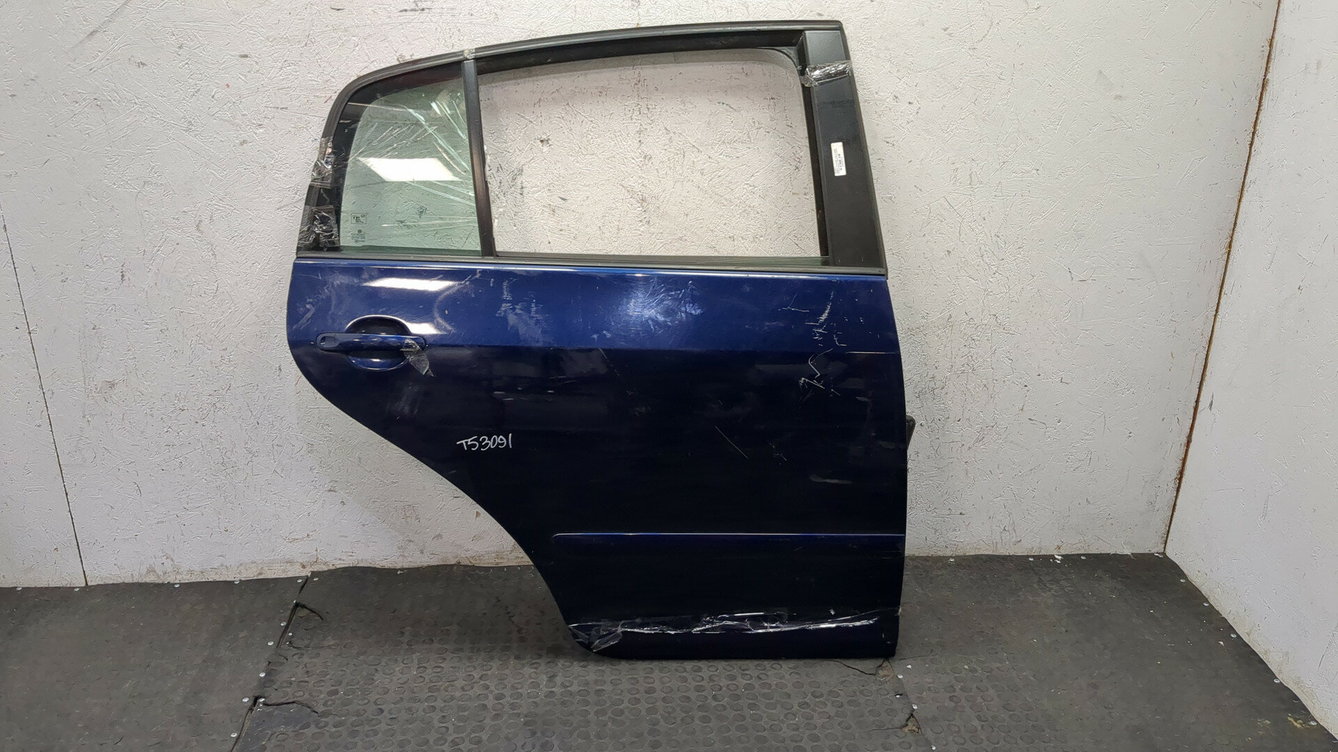 Дверь боковая (легковая) правая задняя Volkswagen Golf Plus Б/У