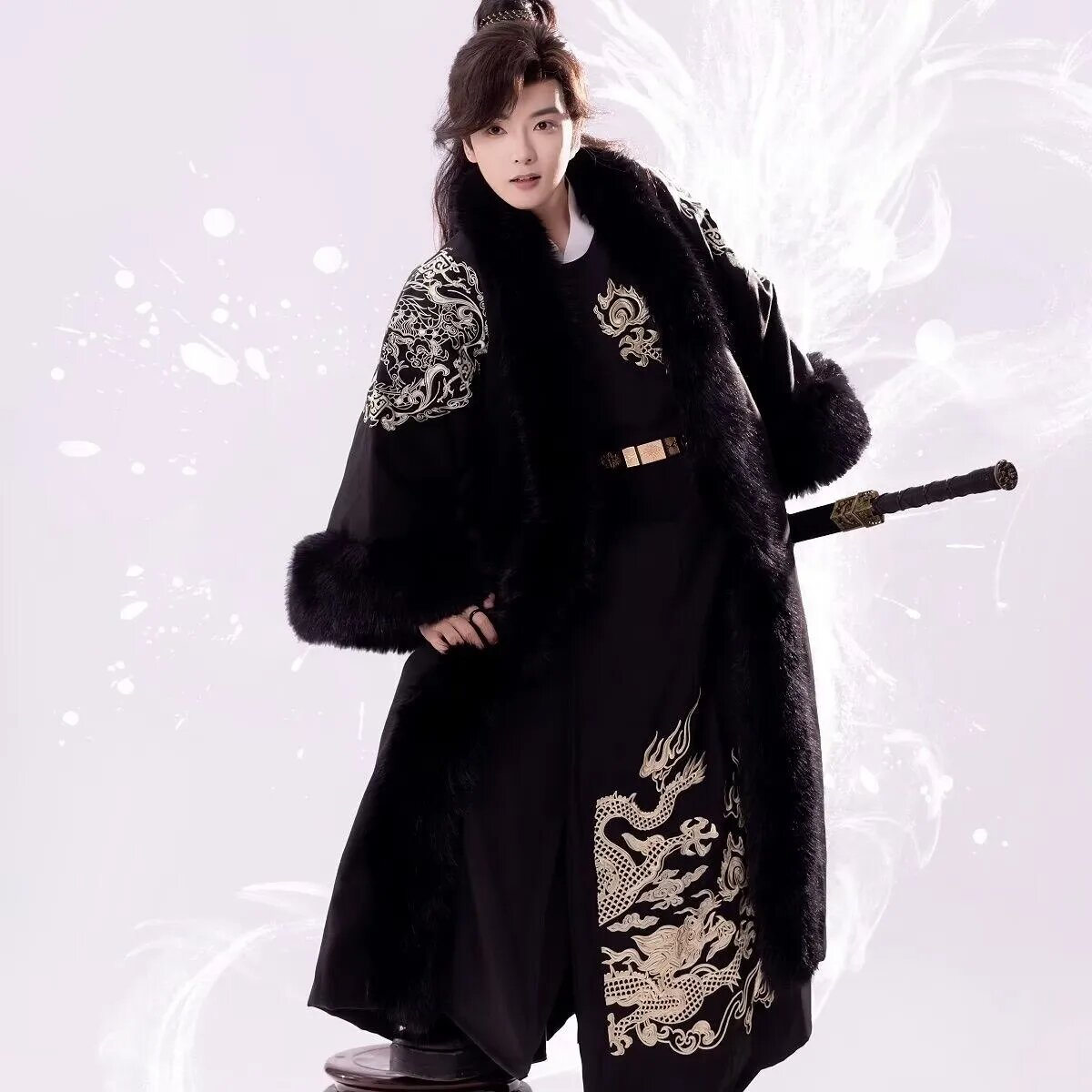 Мужской зимний черный ханьфу костюм Hanfu L, Black coat only