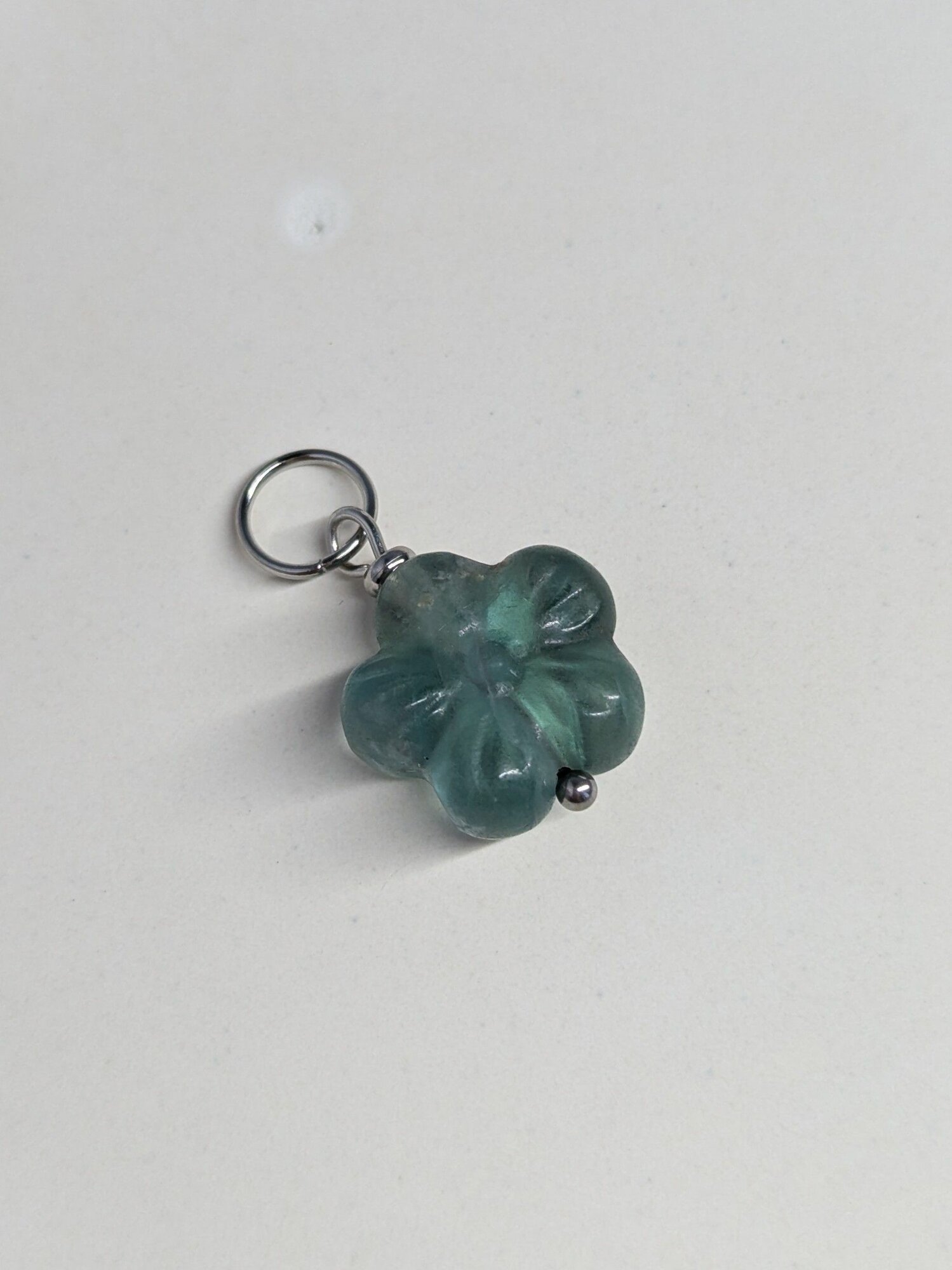 Подвеска, флюорит