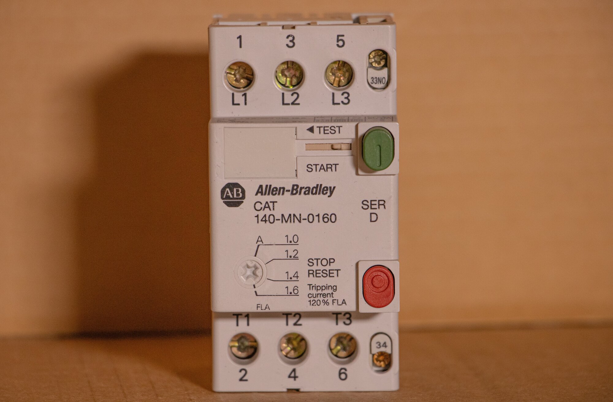 Выключатель автоматический Allen-Bradley CAT140-MN-0160, 1-1,6 A, 600 V