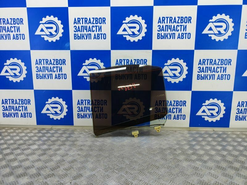 Б/У Стекло двери задней левой Nissan Sunny / Ниссан Санни 1.6 QG16DE 107 Л.С 2003