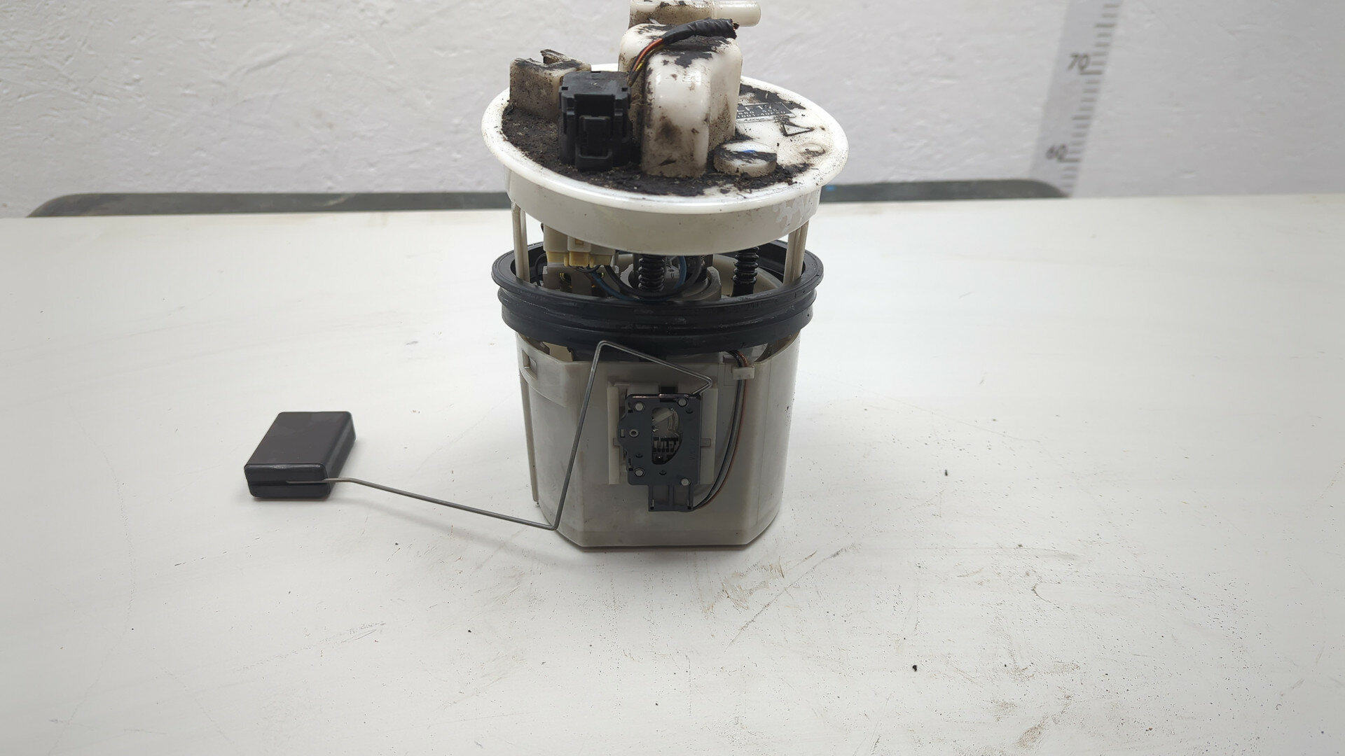 Насос топливный электрический Mazda 6 (GG) Б/У