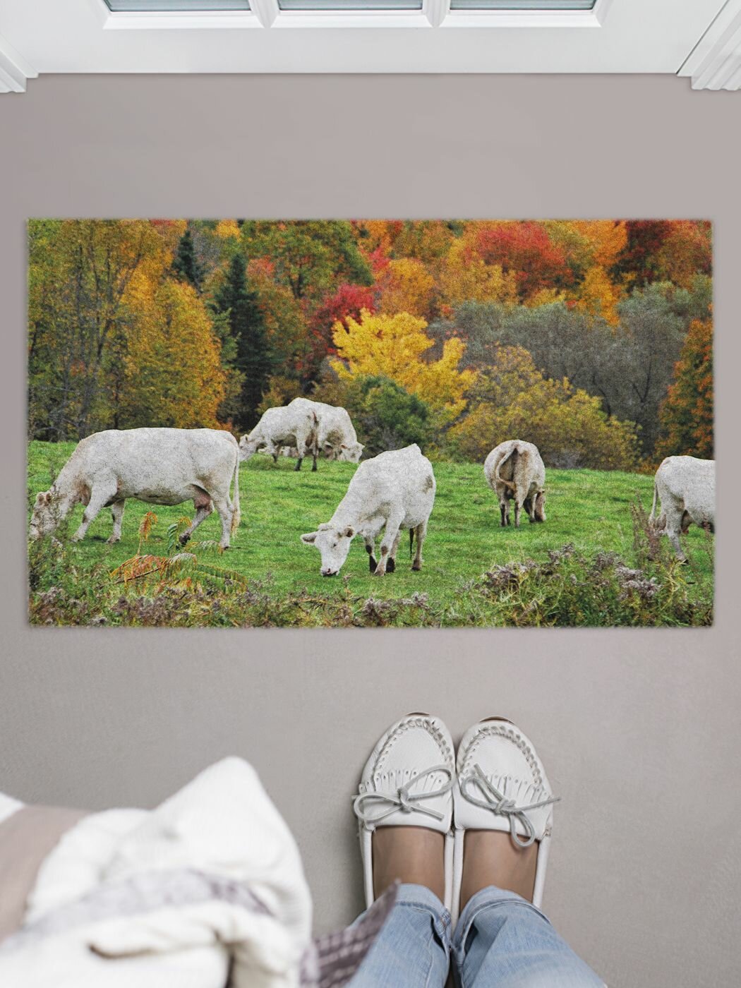 Коврик придверный в прихожую с принтом "Коровы на осеннем холме" 45 на 75 см , JoyArty