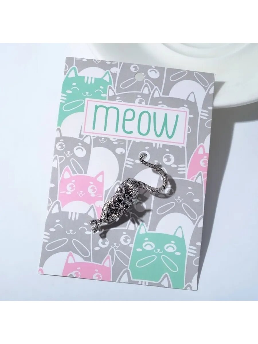 Брошь, стразы