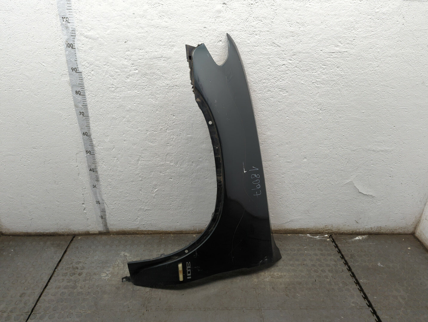 Крыло левое переднее BMW X5 E53 Б/У