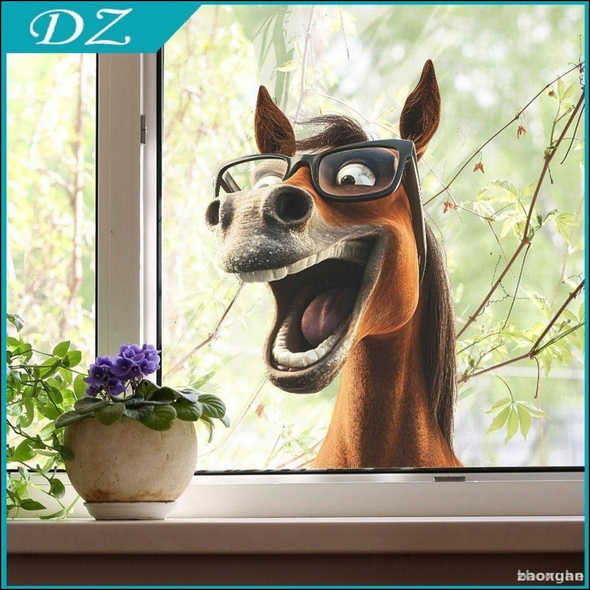 Забавная голова лошади украшает стеклянное окно дома декоративной наклейкой на окно