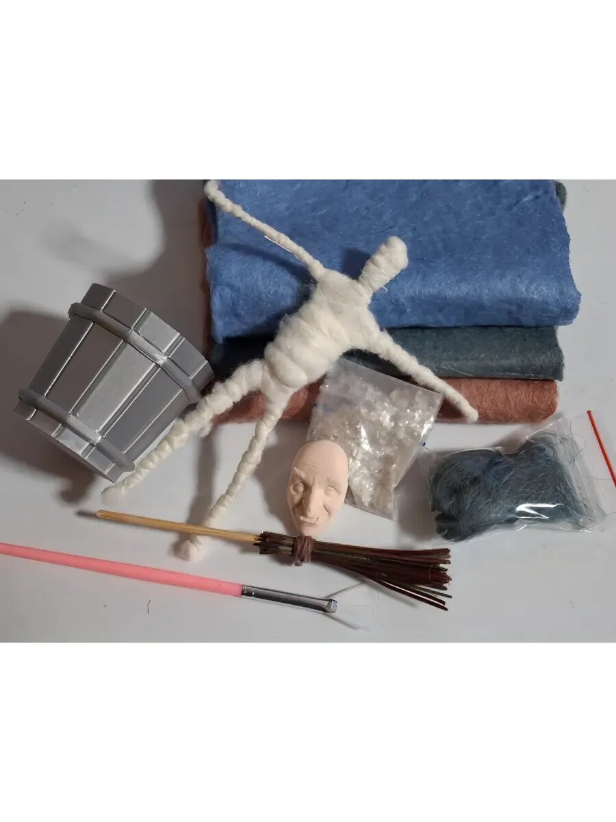 Набор для изготовления ватной игрушки "Баба Яга"