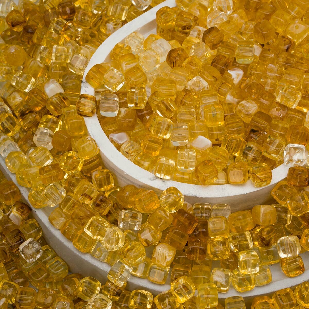 Бусины для рукоделия куб, 6,5×6,6 мм, акрил, цвет раухтопаз, 500 г