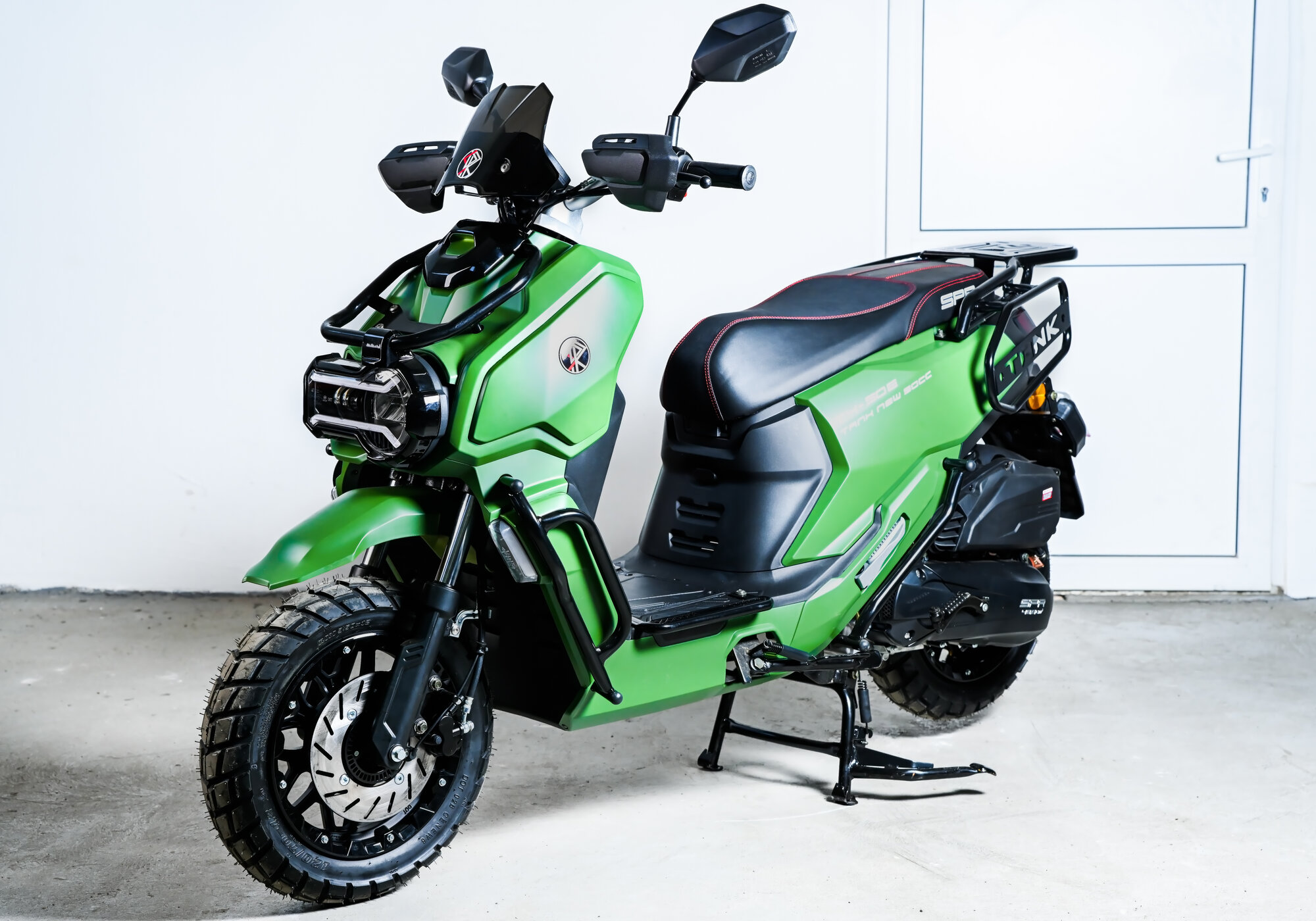 Скутер SPRMOTORS TANK NEW, 149см3, 8.5 л. с. Без ПТС (49cc), в заводской упаковке