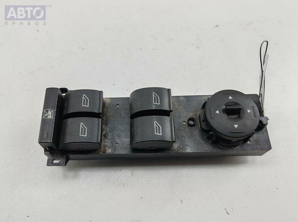Блок кнопок управления стеклоподъемниками Ford Focus 2 (2004-2010)