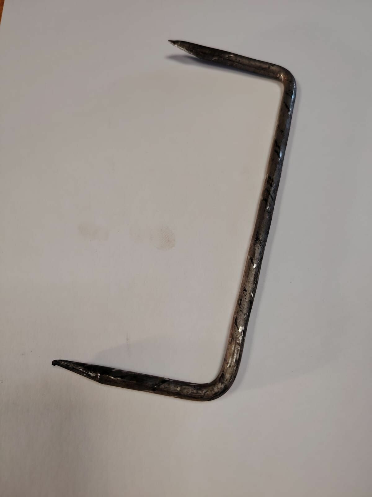 Скоба строительная