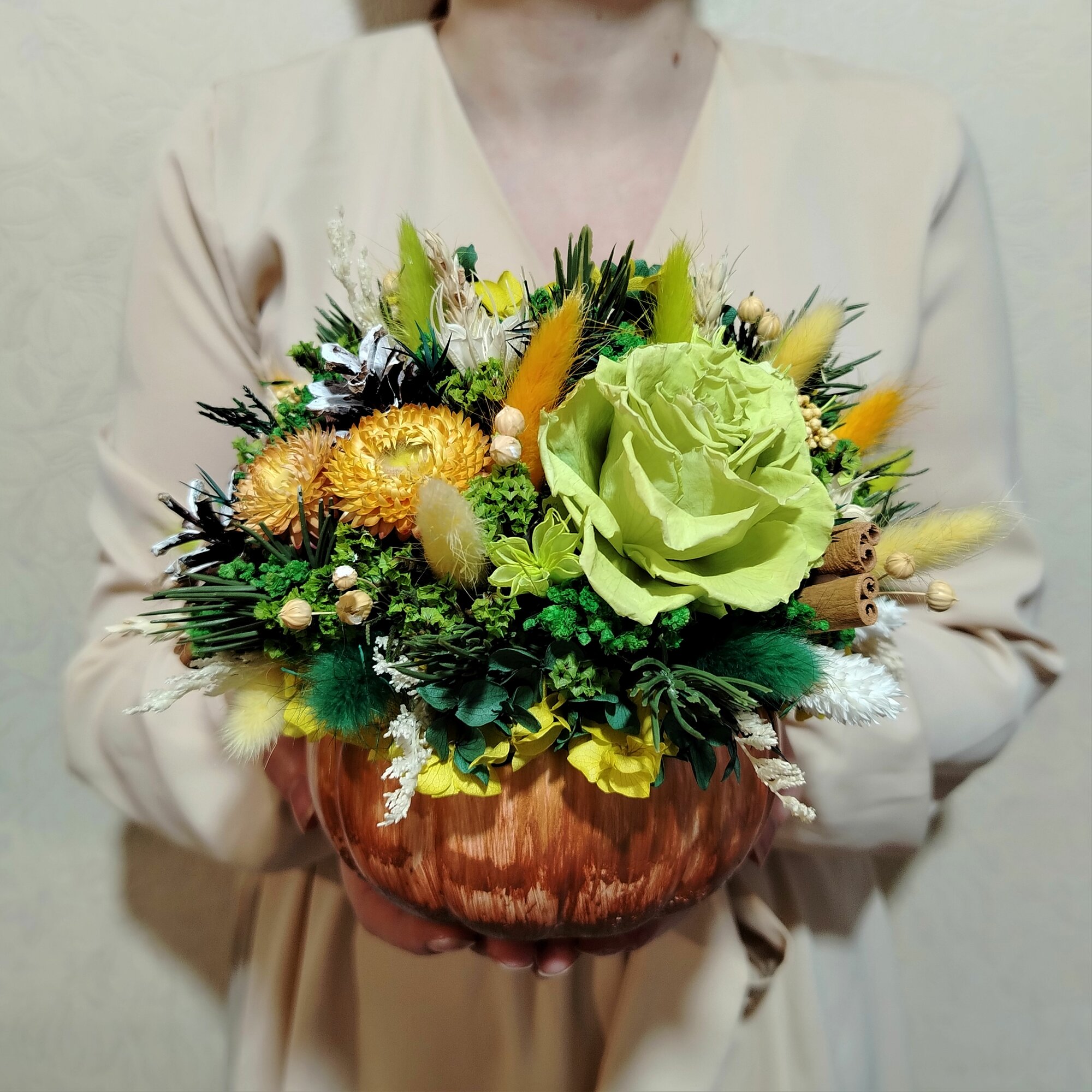 Новогодняя композиция Floral Accord "Тыква", с сухоцветами, зеленая, 17x20x20см